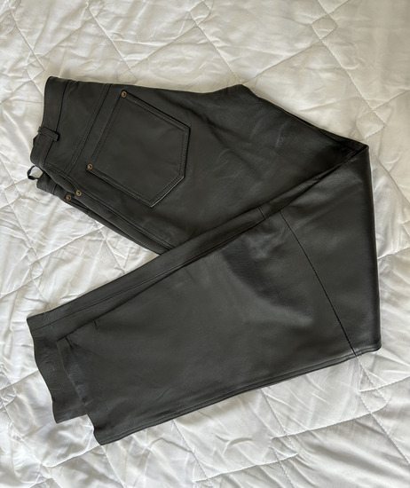 AUTHENTIC kozne pantalone