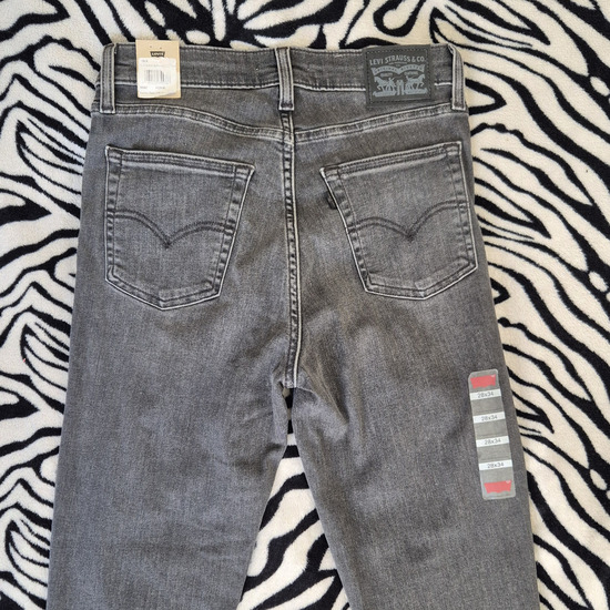 Levis 721 high rise skinny 28