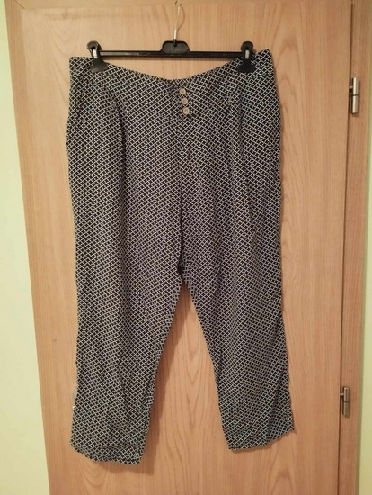 Nove letnje pantalone,velicina 48-50 ili 3 XL
