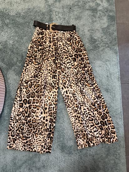 Zara leopard pantalone sirokih nogavica sa kaisem