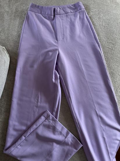 stradivarius pantalone 32⭐️akcija