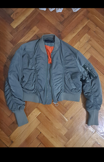 Zara bomber jakna M