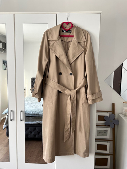 ZARA trench mantil Prodato