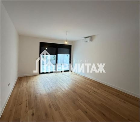 Lux Voždovac, 90m2+120m2, 2 garažna mesta