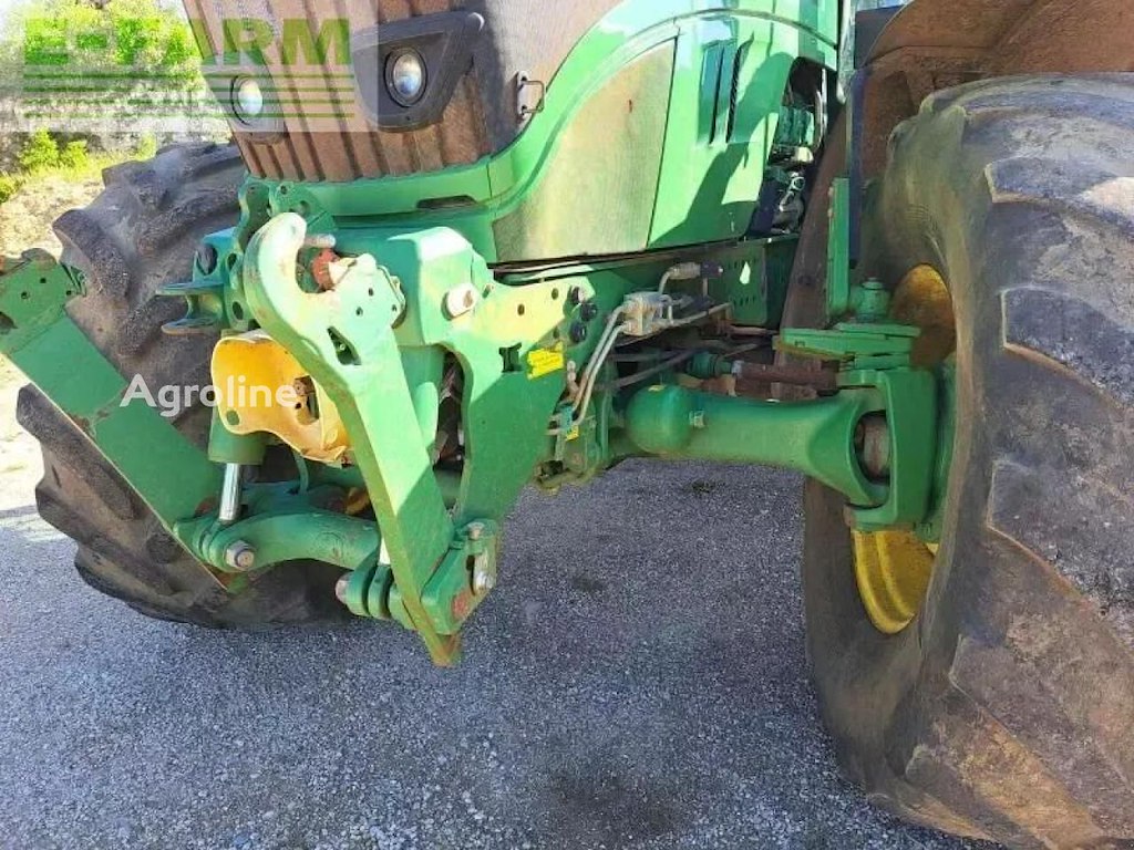 John Deere 6215r traktor točkaš