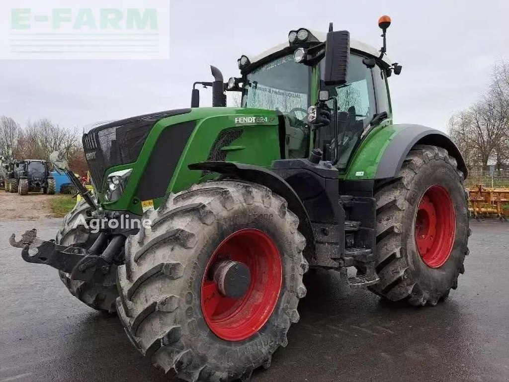 Fendt 824 traktor točkaš