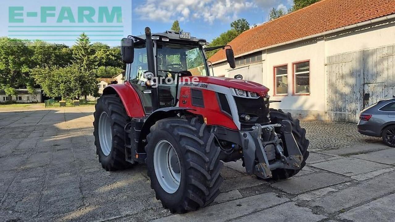 Massey Ferguson 7s.210 dyna-vt efficient traktor točkaš