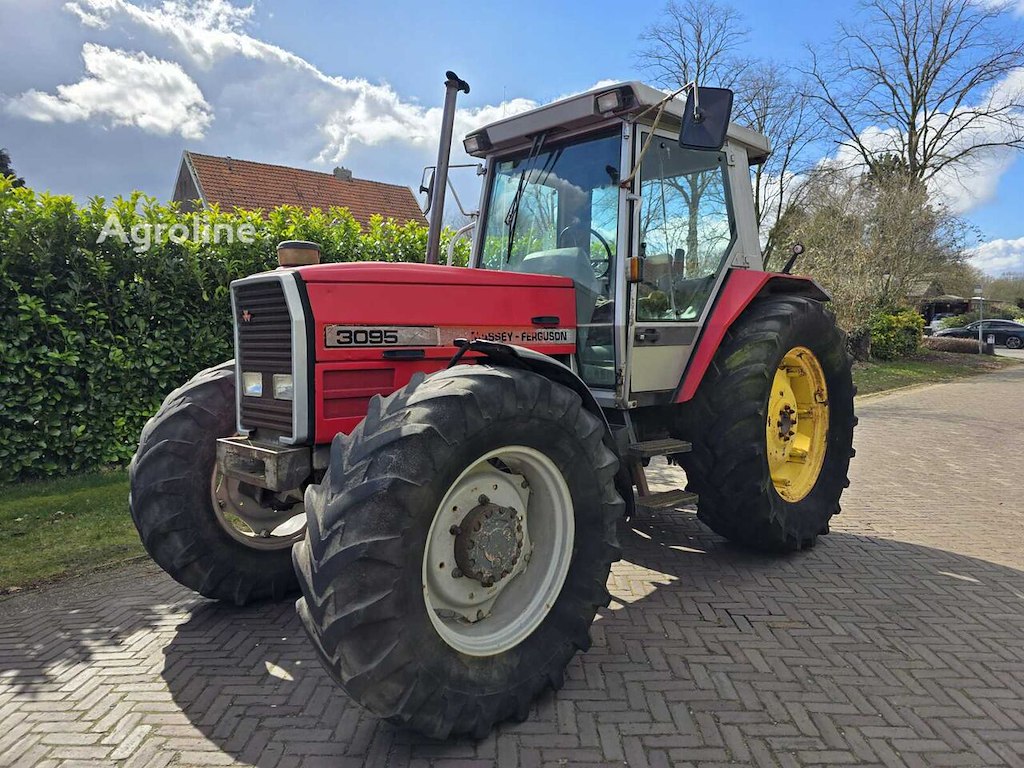 Prodaje se Massey Ferguson 3095 traktor točkaš na aukciji
