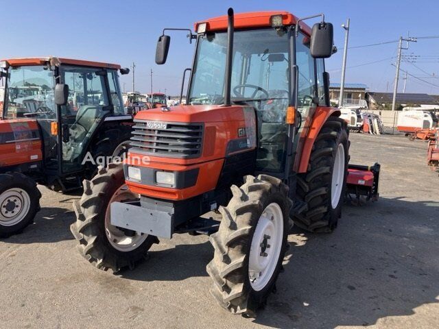 Kubota TRACTOR(Kubota) traktor točkaš