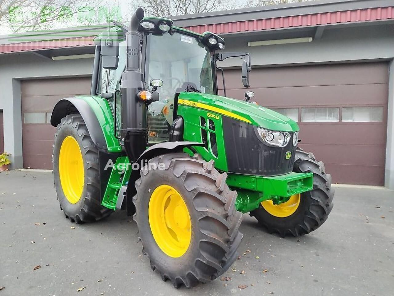 John Deere 6100m traktor točkaš