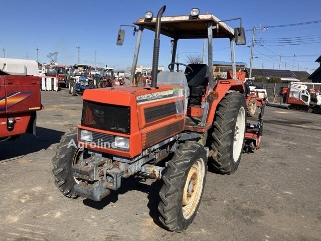 Kubota TRACTOR(Kubota) traktor točkaš
