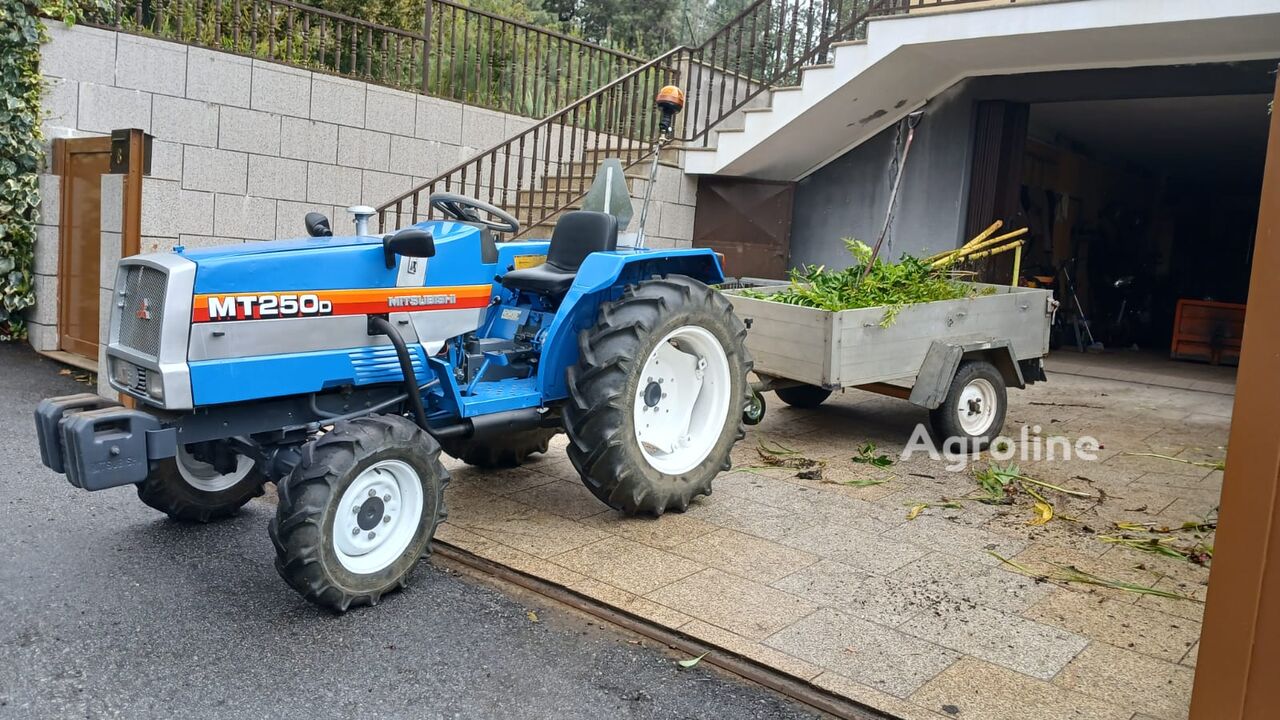Mitsubishi MT250D traktor točkaš