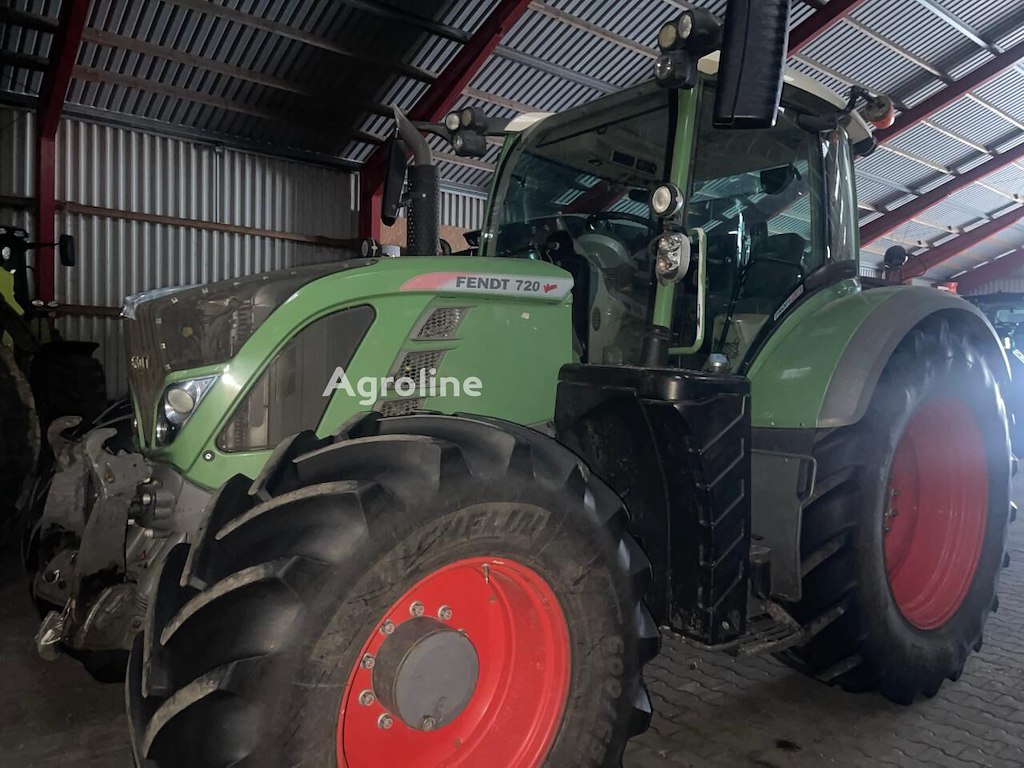 Fendt 720 Vario traktor točkaš