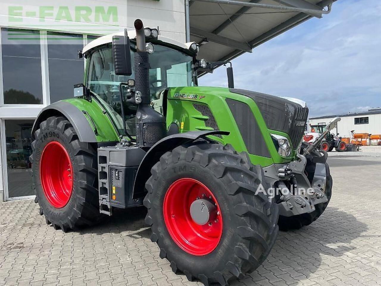 Fendt 828 vario profiplus traktor točkaš