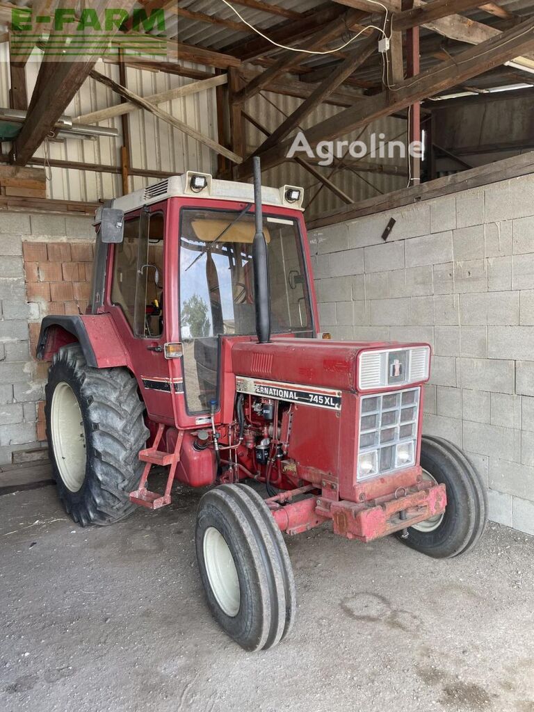 International case ih 745xl traktor točkaš