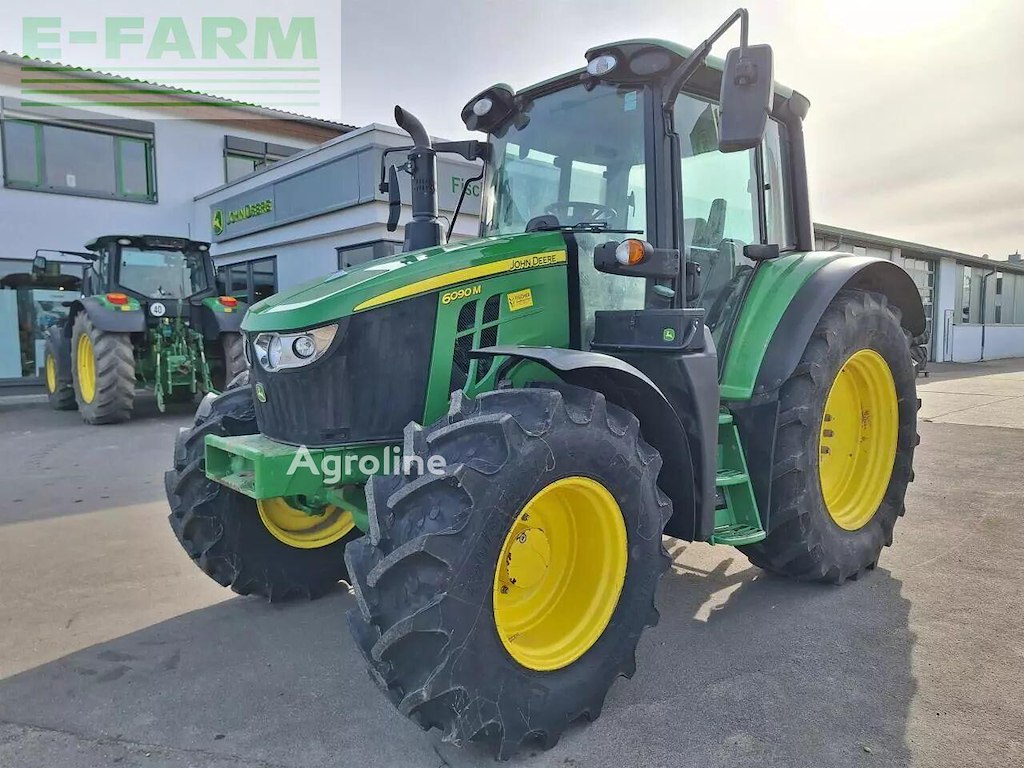 John Deere 6090m pq+ traktor točkaš