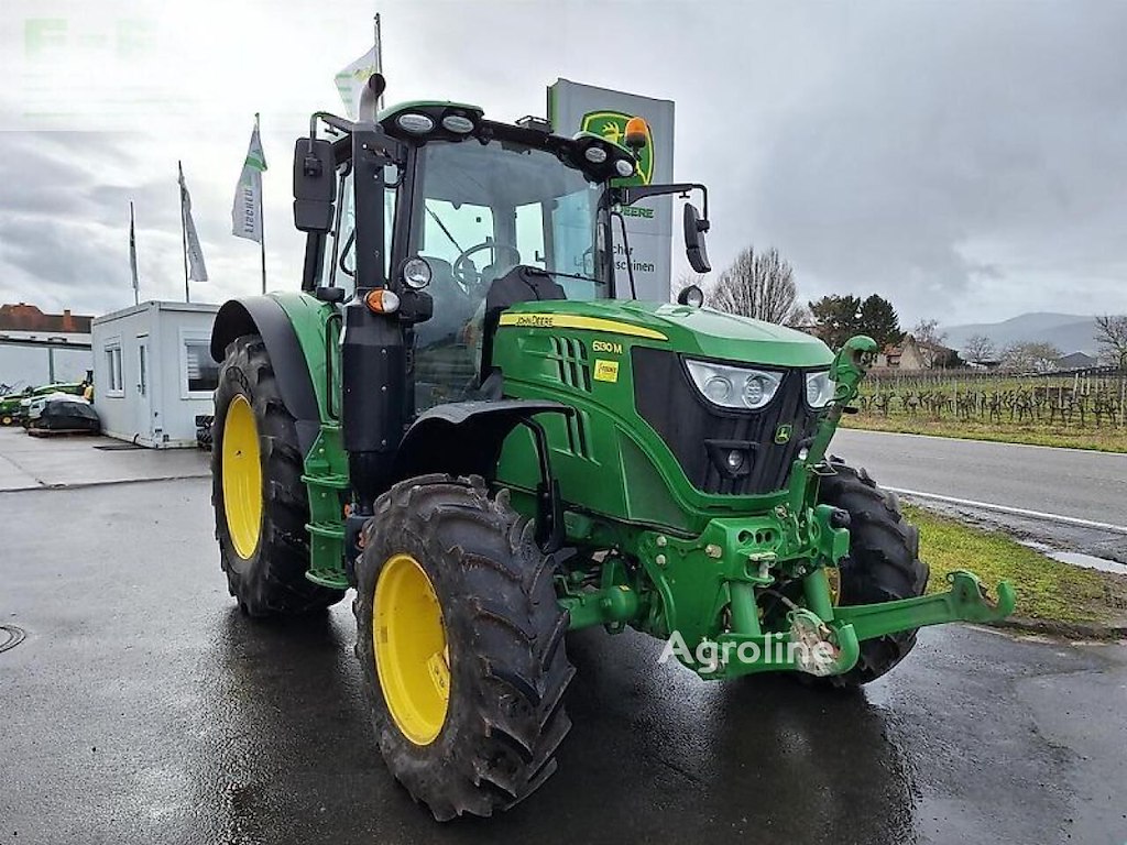 John Deere 6130m traktor točkaš