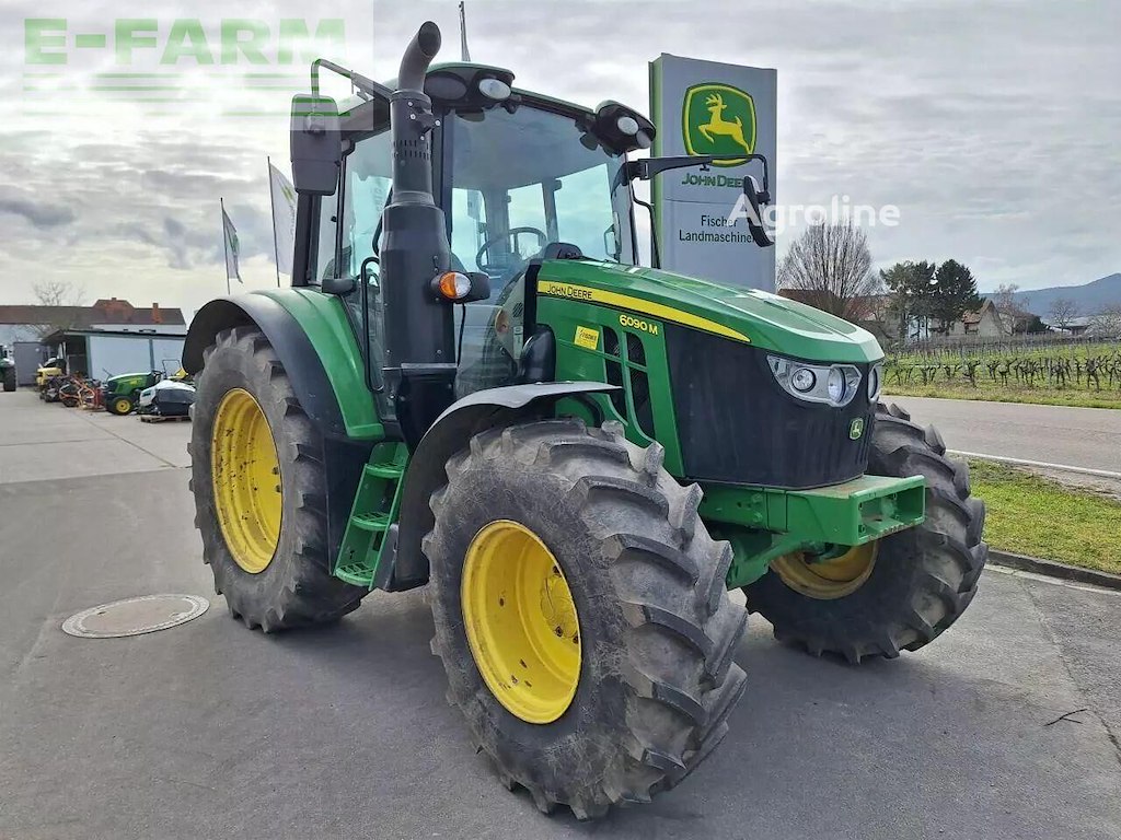 John Deere 6090m traktor točkaš