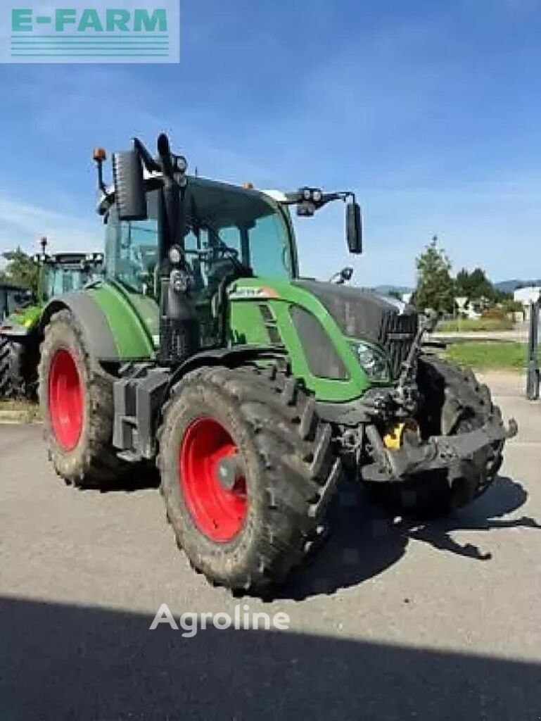 Fendt 516 vario traktor točkaš