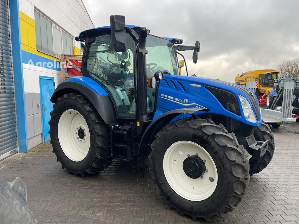 Novi New Holland T 5.120 traktor točkaš
