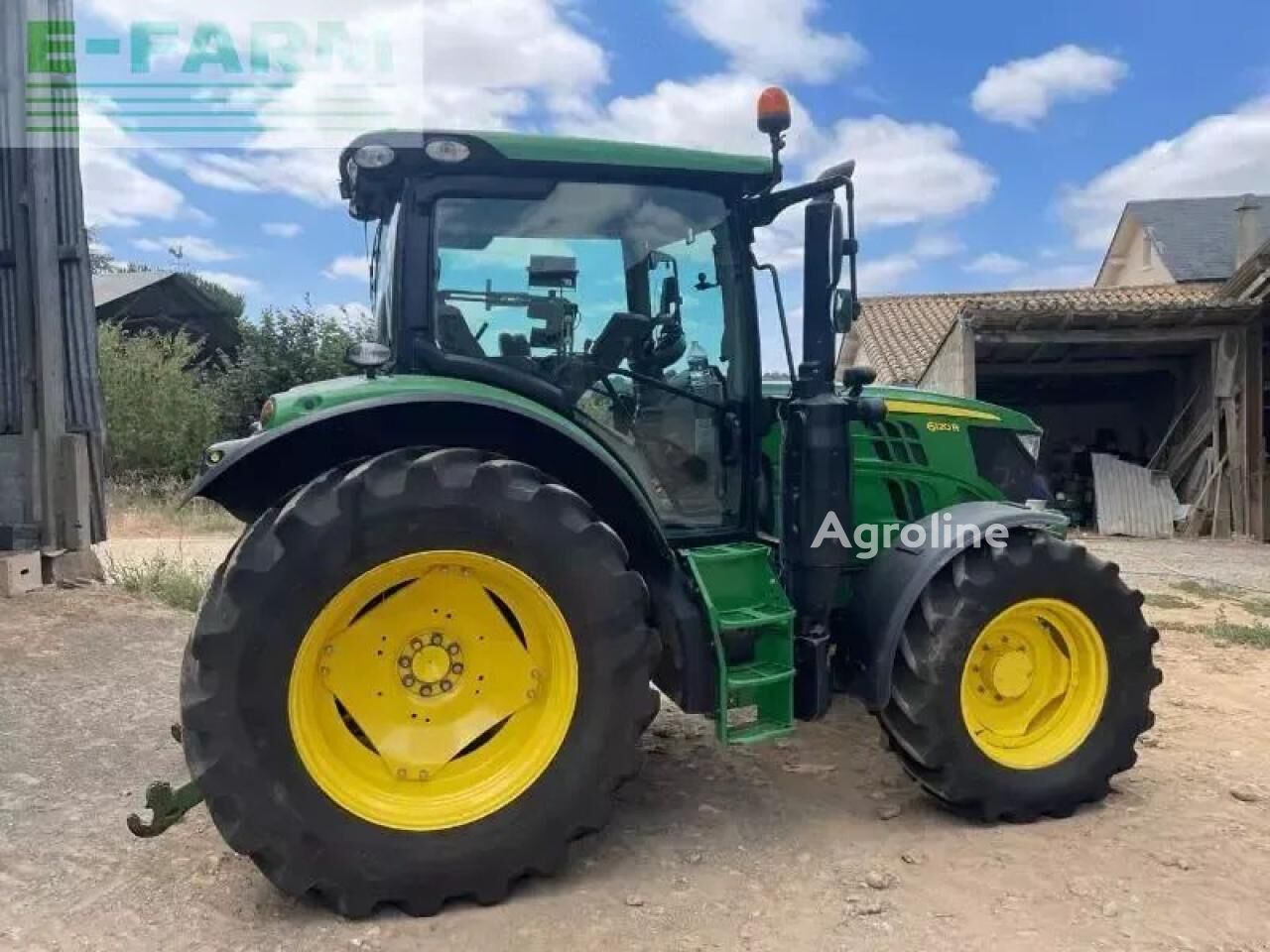 John Deere 5120 R traktor točkaš