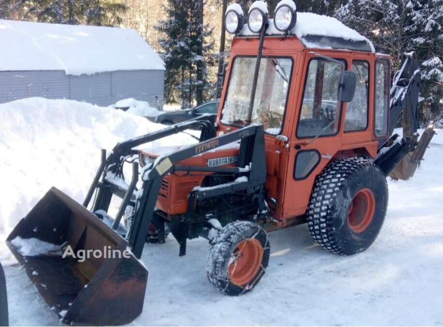 Prodaje se Kubota L245DT mini traktor na aukciji
