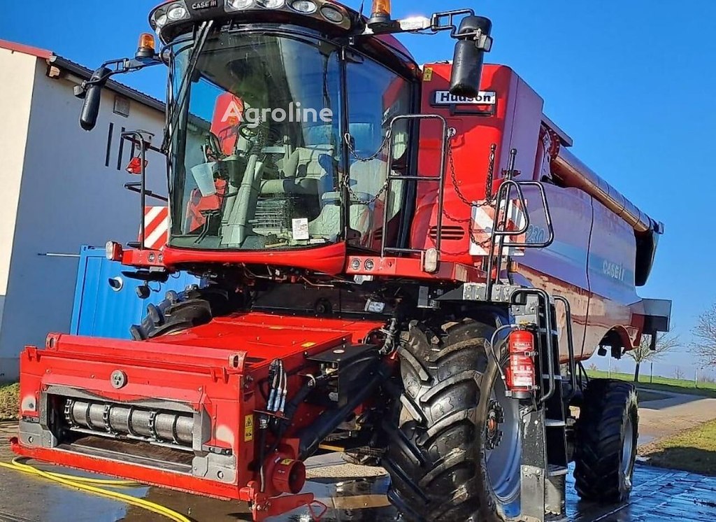 Case IH 7230 AF kombajn za žito