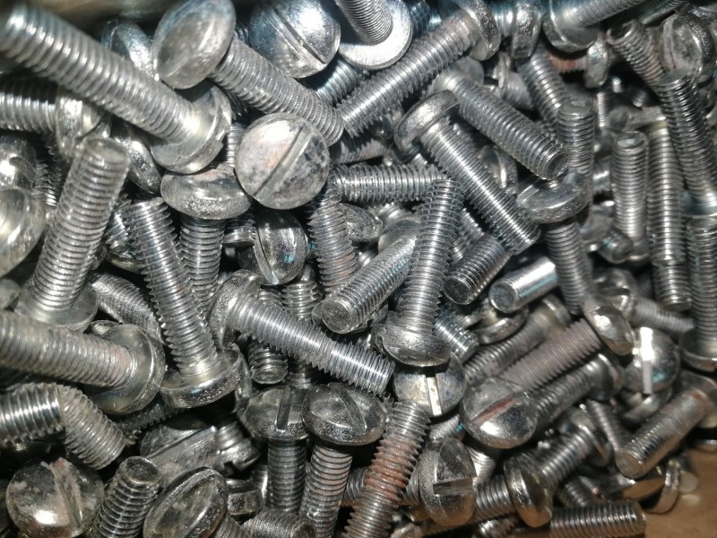 Vijak 5x20mm 300 komada