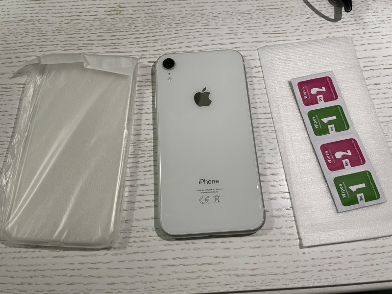 iPhone XR 64GB Bh100%