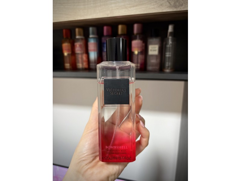 Victoria’s secret Bobmshell mist