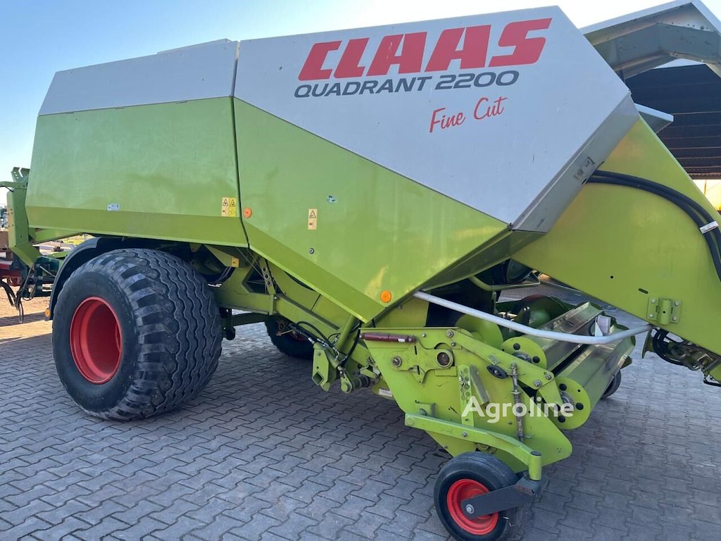 Claas Quadrant 2200 balirka za četvrtaste bale