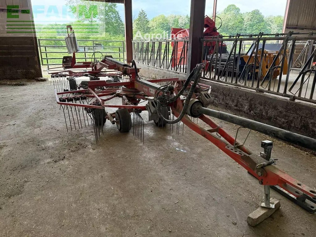 Kuhn ga 6632 + trakasti formirač otkosa