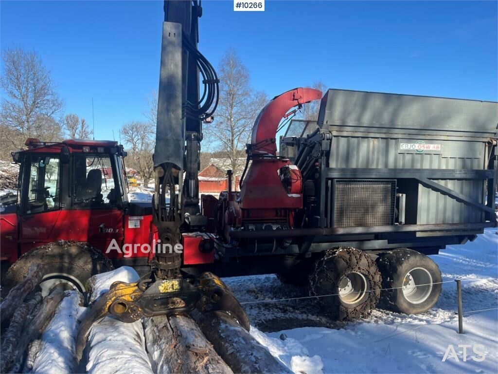 Valmet 890.3 with Erjo 993 Wood Chipper drobilica za drvo