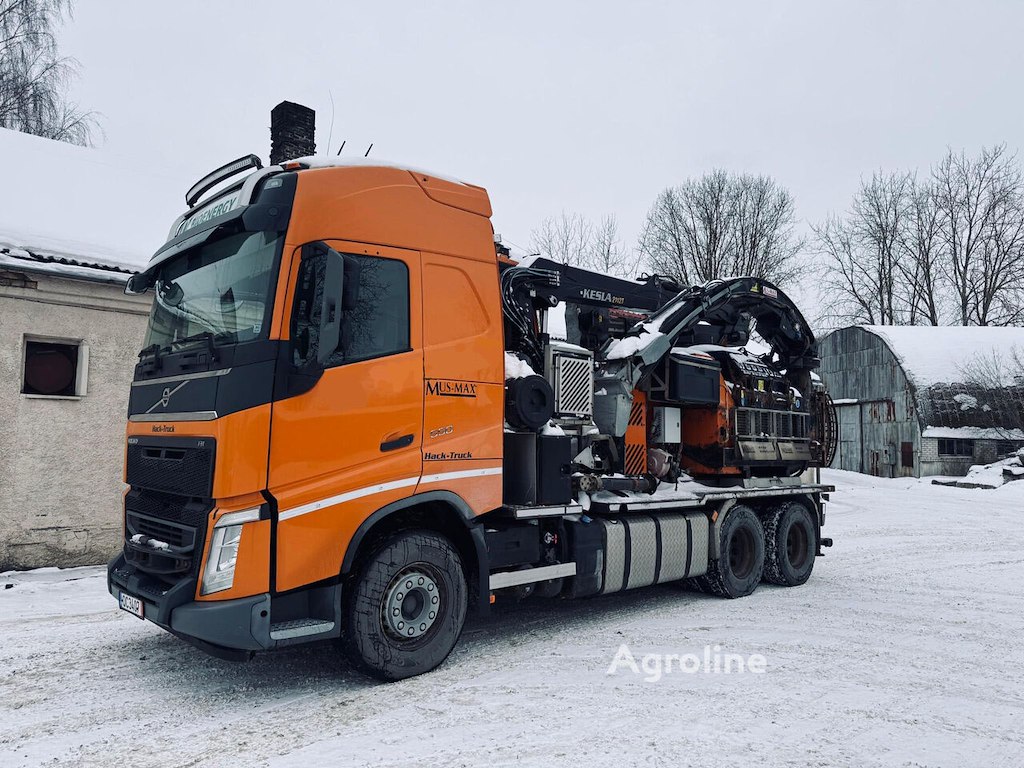 Mus-Max WT10 mounted on Volvo FH 550 drobilica za drvo