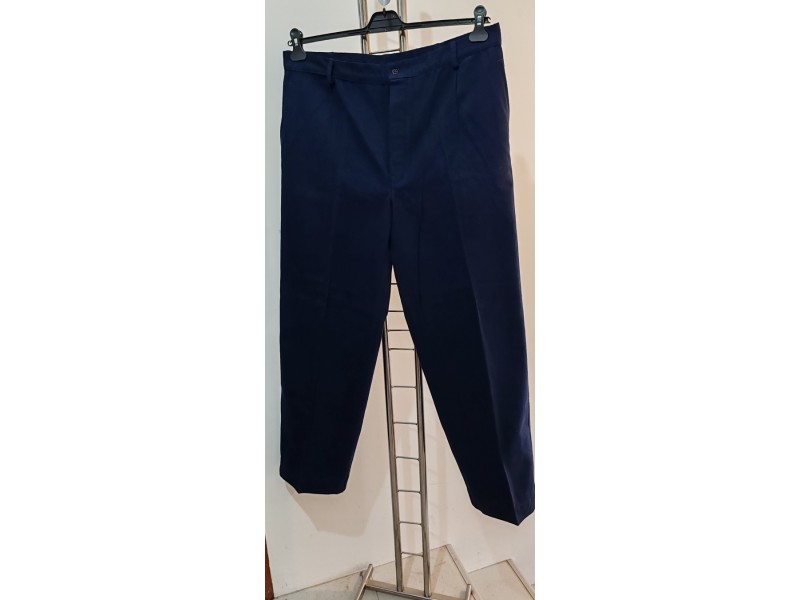 ITALIJANSKE NOVE radne pantalone