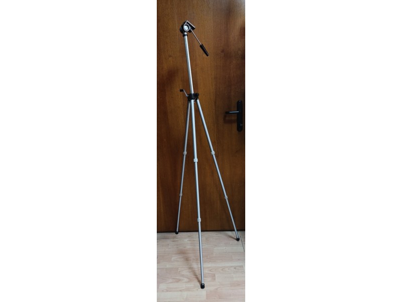 TRIPOD ( stativ ) SLIK