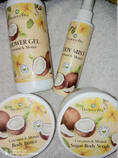    SET 1 – Hedera Vita Coconut & Monoi Kolekcija
