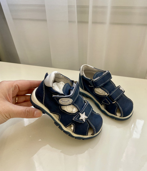 Steffi kožne sandale 22 br.