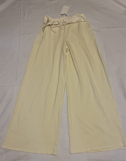 Zara pantalone sa pojasom