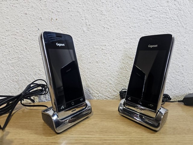 DECT fiksni telefon Gigaset SL910 SL910H sa punjacima