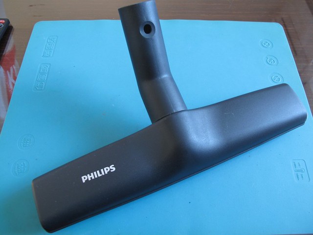 PHILIPS -papučica sa četkama za usisivač (prečnik 31mm)