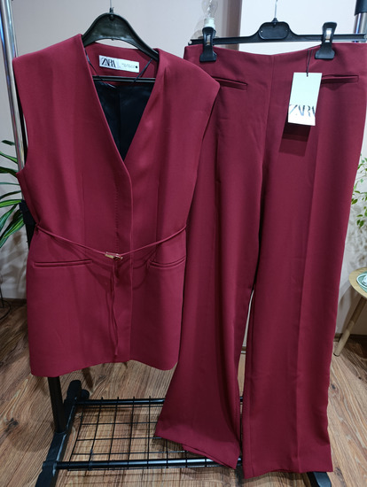 Zara novo odelo prsluk i pantalone SNIŽENO