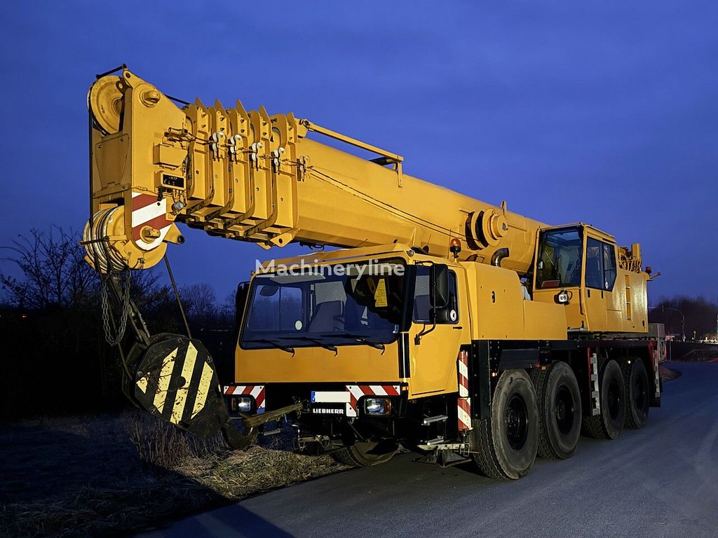 Liebherr LTM 1090-2 dizalica za sve terene
