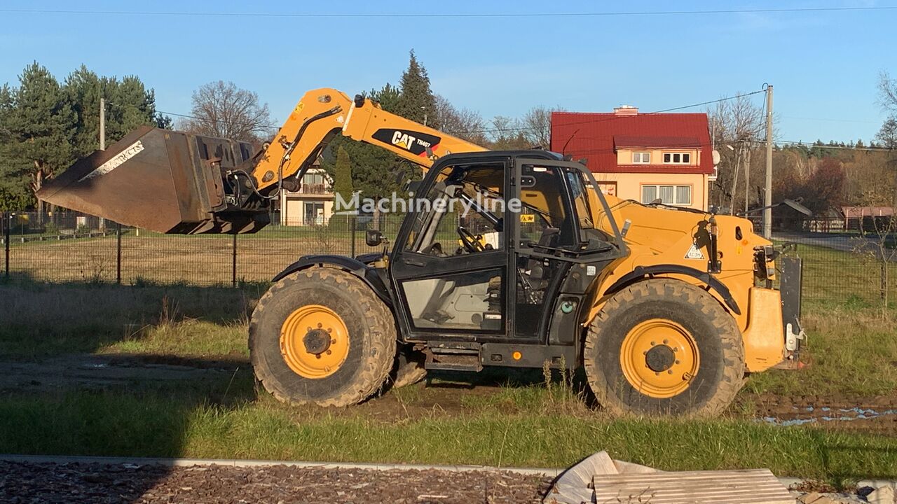 Caterpillar TH407 teleskopski utovarivač