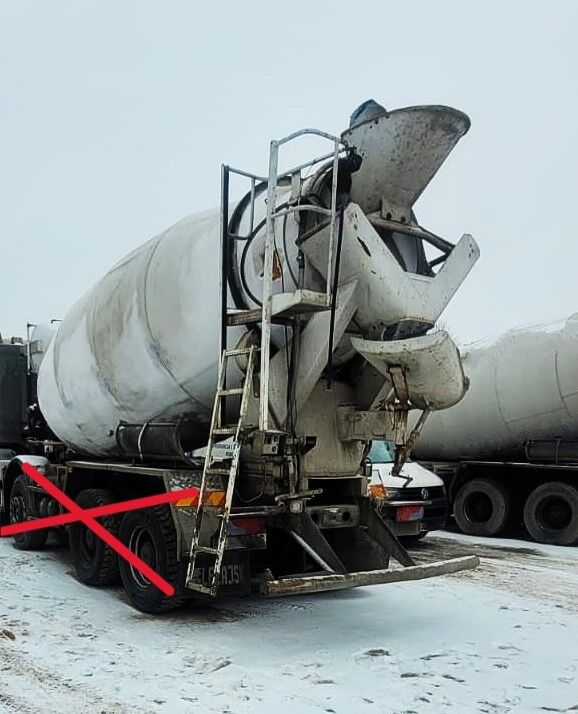 LEŻAJSK 9M3 kamion s mešalicom za beton