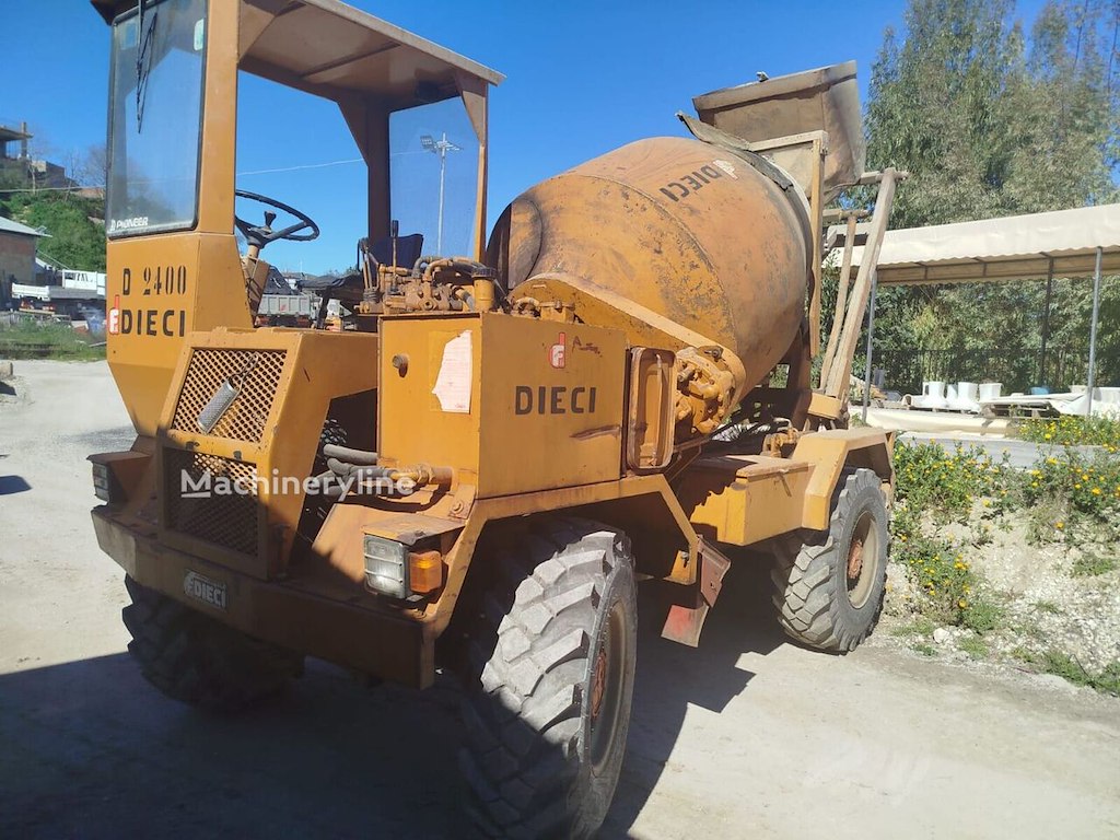 Dieci D2400 kamion s mešalicom za beton