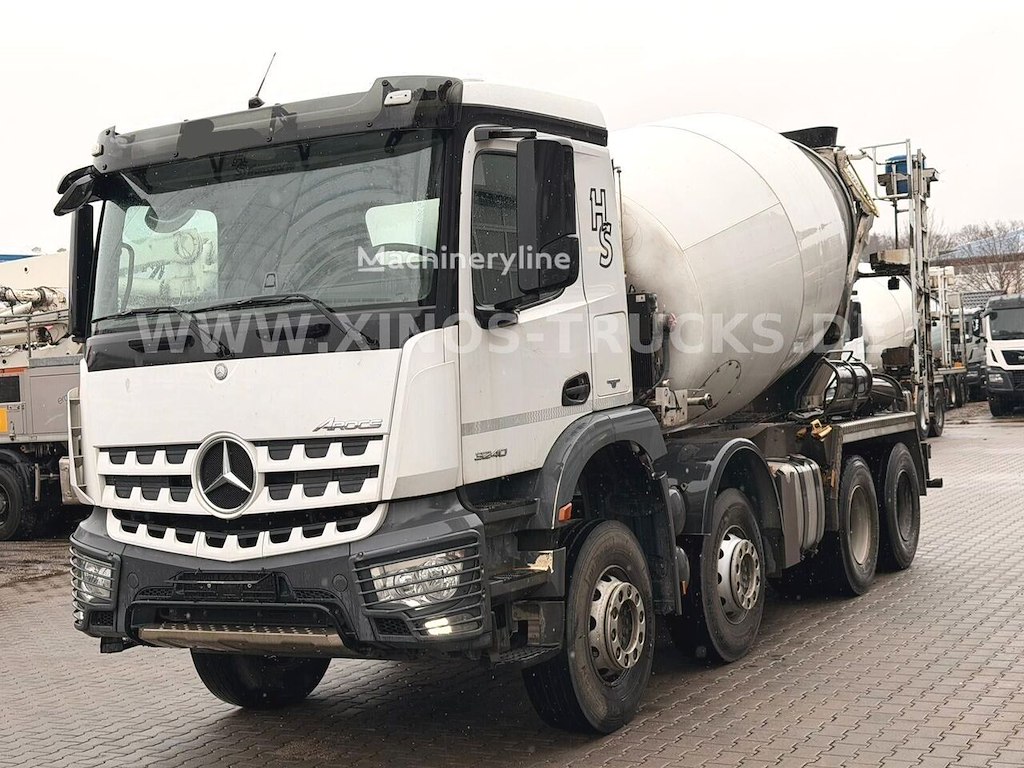 Stetter na šasiji Mercedes-Benz Arocs 3240 kamion s mešalicom za beton