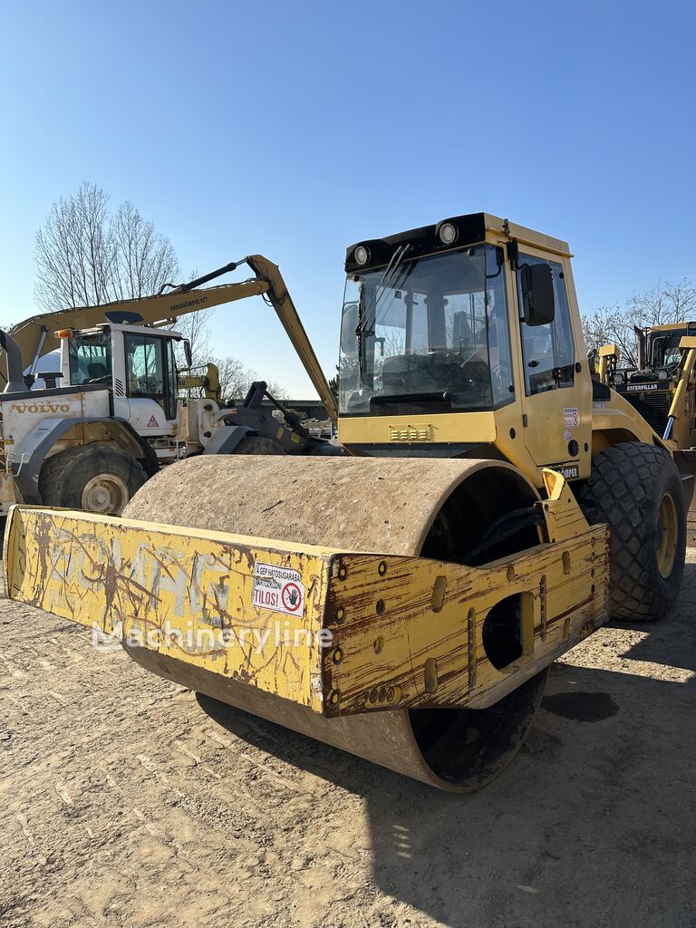 BOMAG BW 216 D-4 kompaktor s jednim valjkom