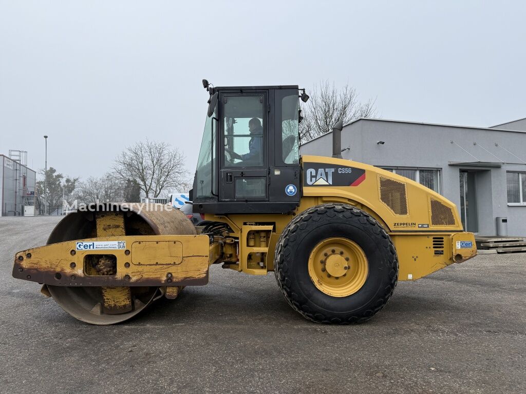Caterpillar CS 56 kompaktor s jednim valjkom