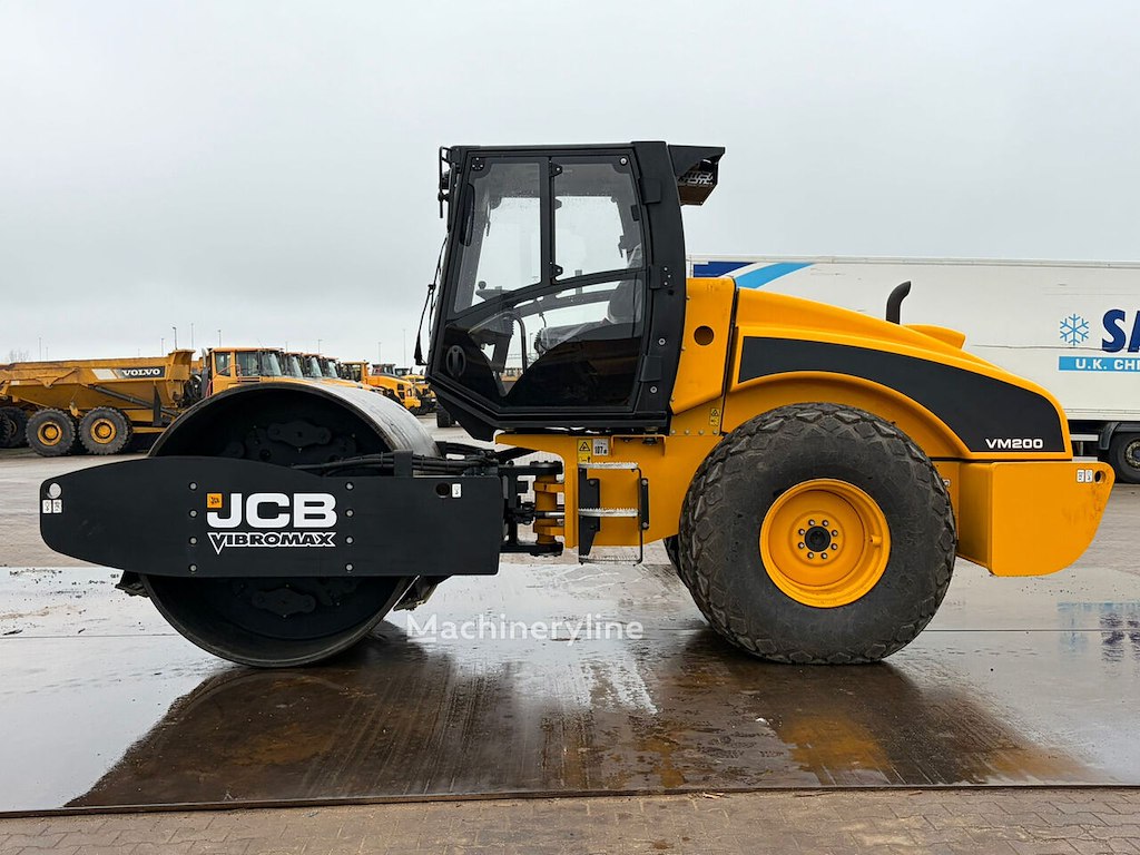 Novi JCB VM200D (20t) kompaktor s jednim valjkom